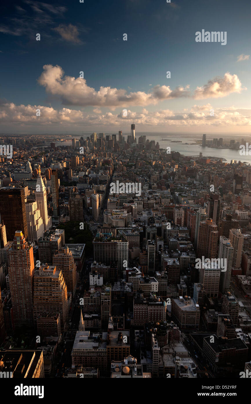 Downtown Manhattan viewed from the top of the Empire State Building ...