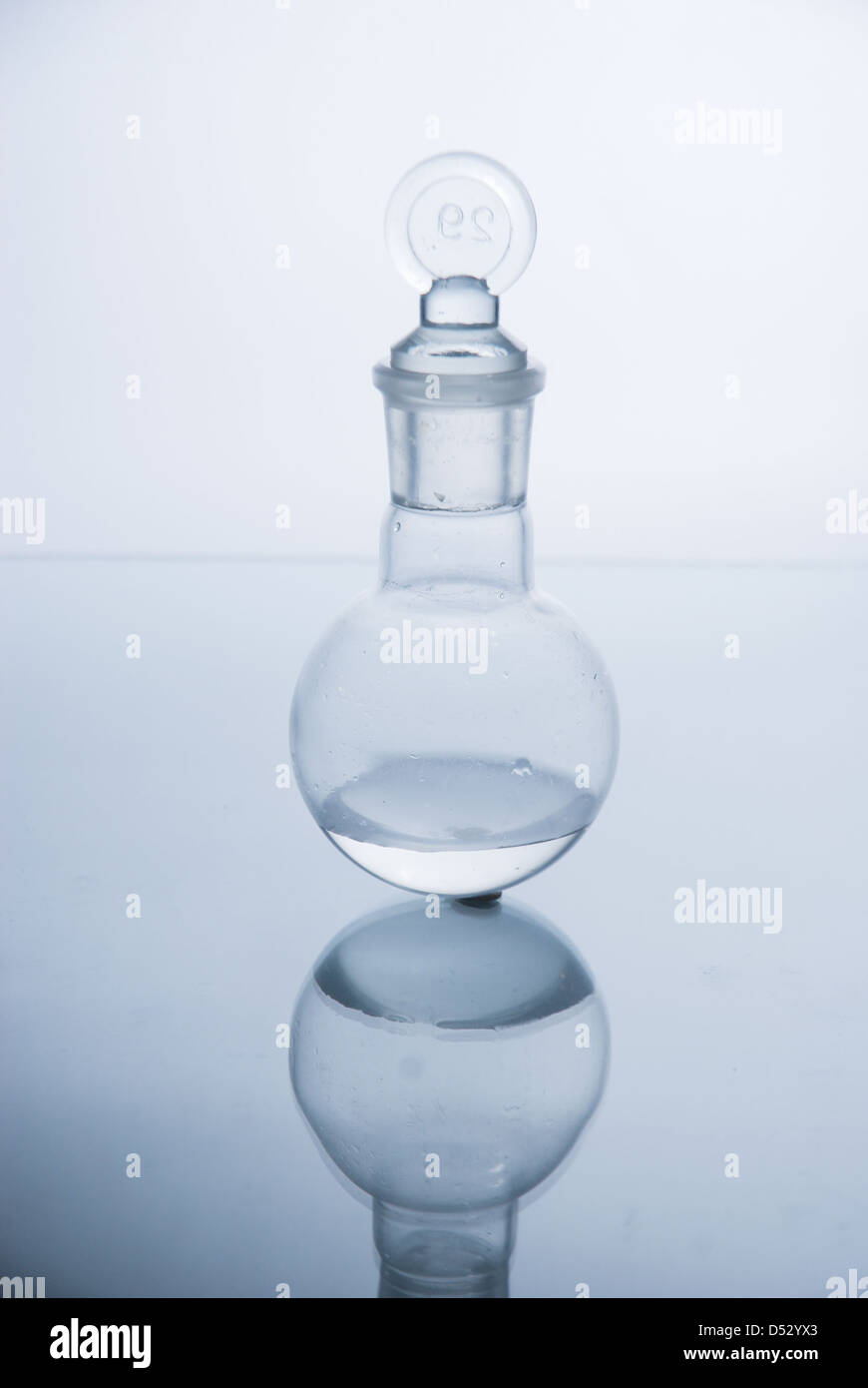 Laboratory glassware over white hi-res stock photography and images - Alamy