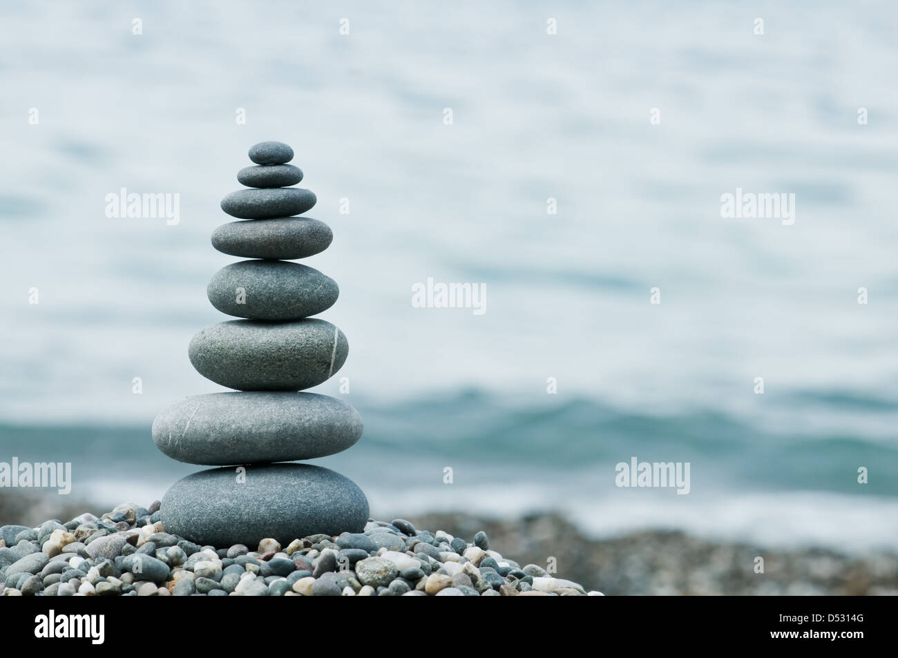 Tranquil shore scene hi-res stock photography and images - Alamy