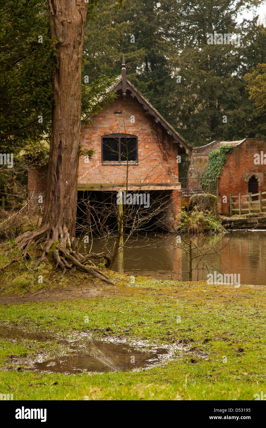 Gothic house with boat hi-res stock photography and images - Alamy