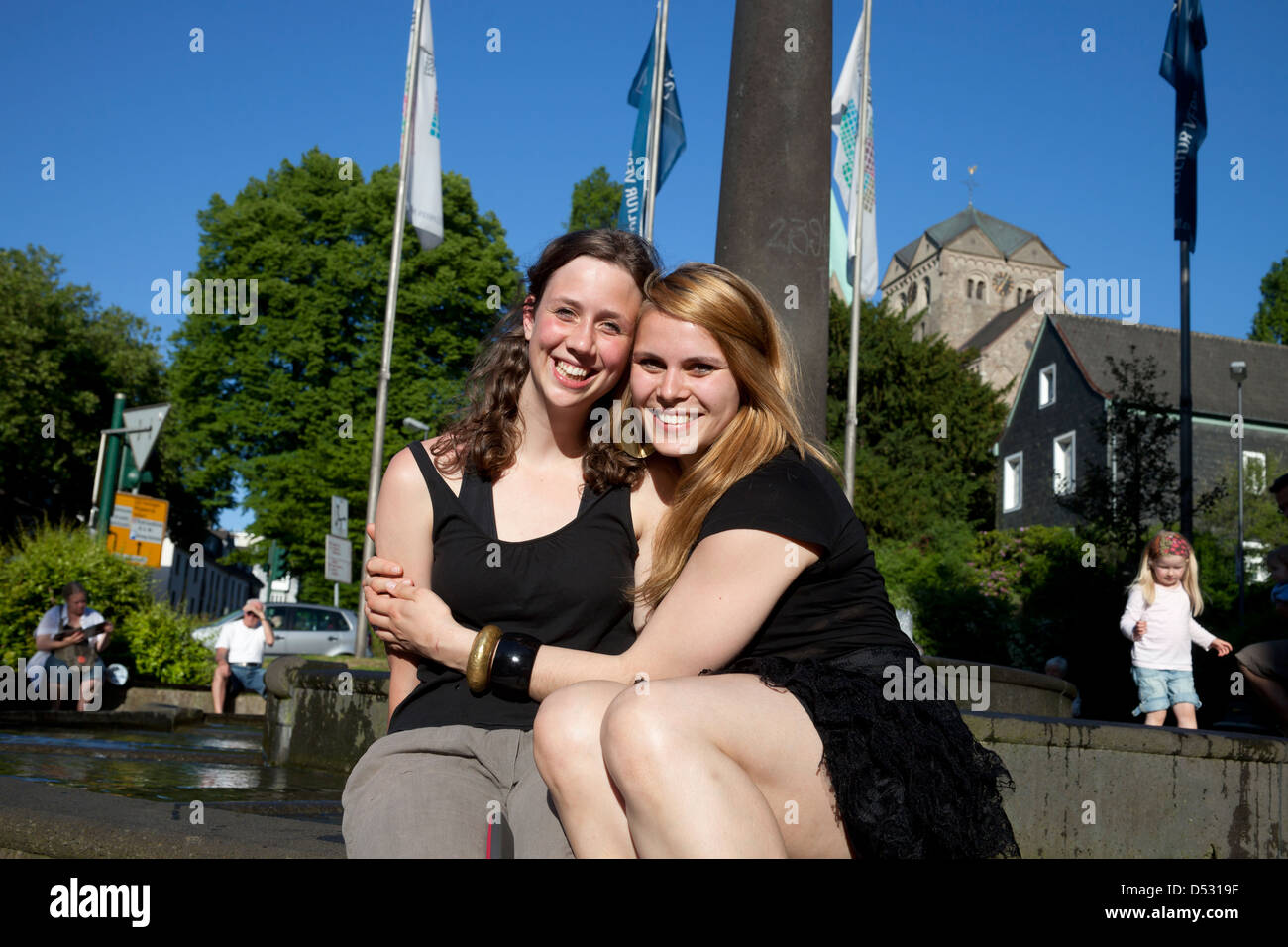 Essen, Germany, two girlfriends in portrait Stock Photo - Alamy