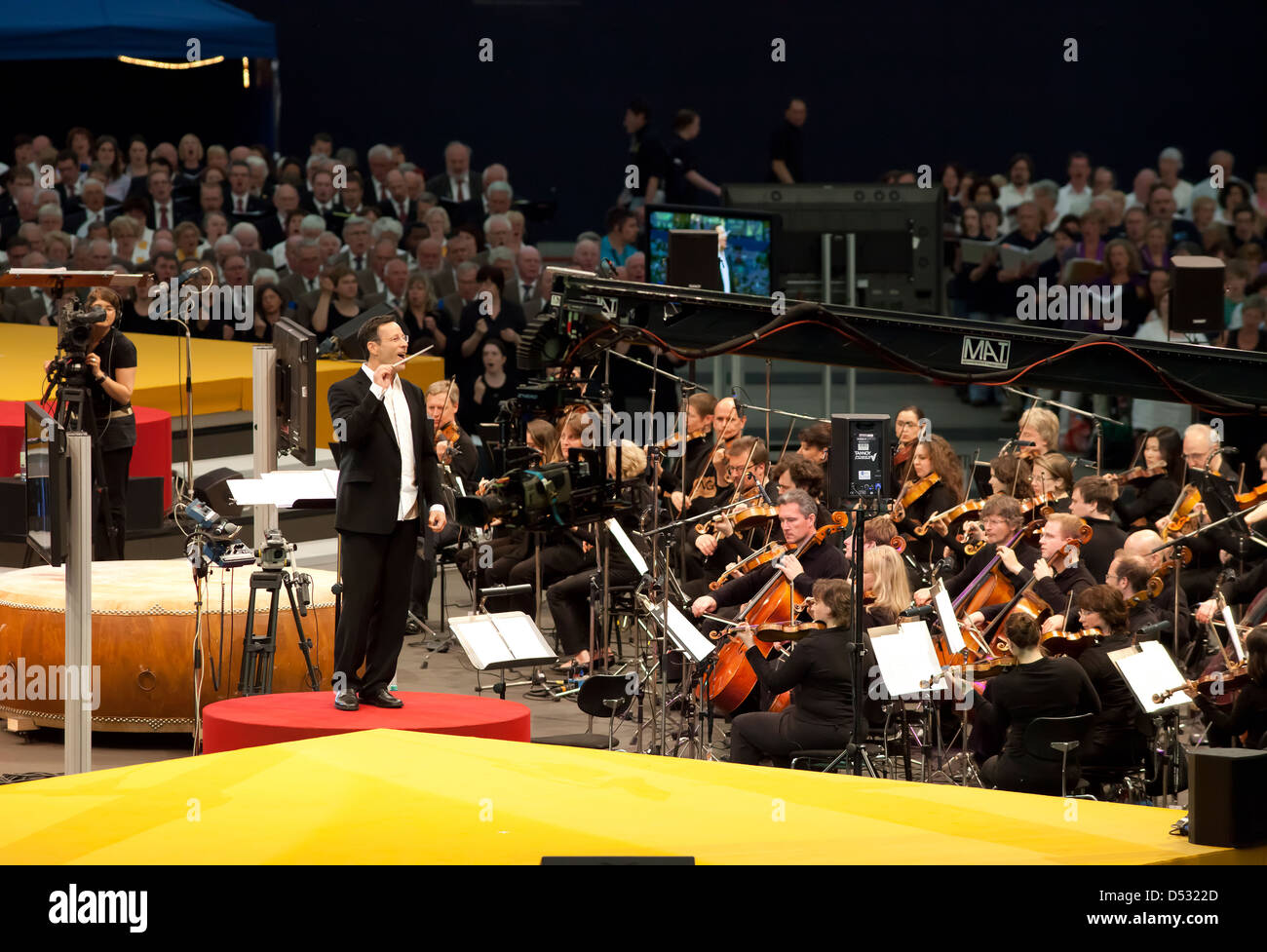 Gelsenkirchen, Germany, SING DAY OF SONG at the Veltins Arena Stock ...