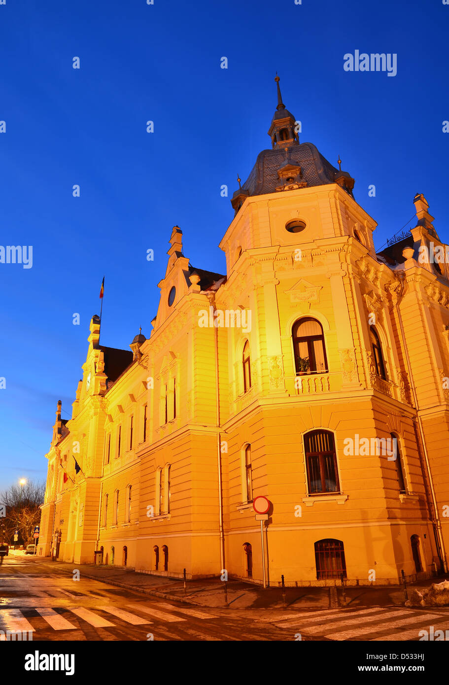 Baroque revival architecture hi-res stock photography and images - Alamy