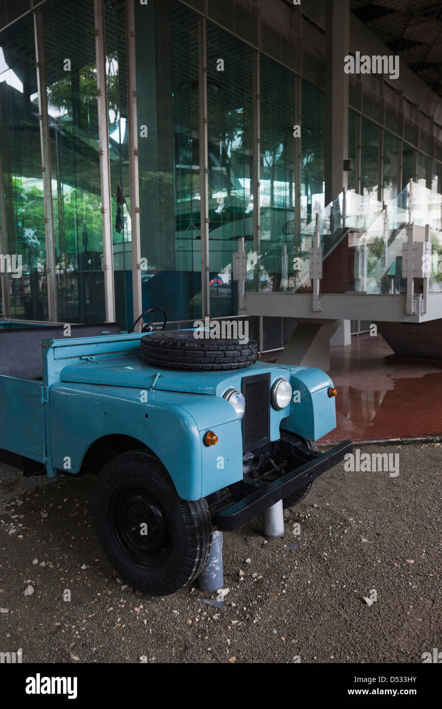 Cuban revolution vehicles hi-res stock photography and images - Alamy