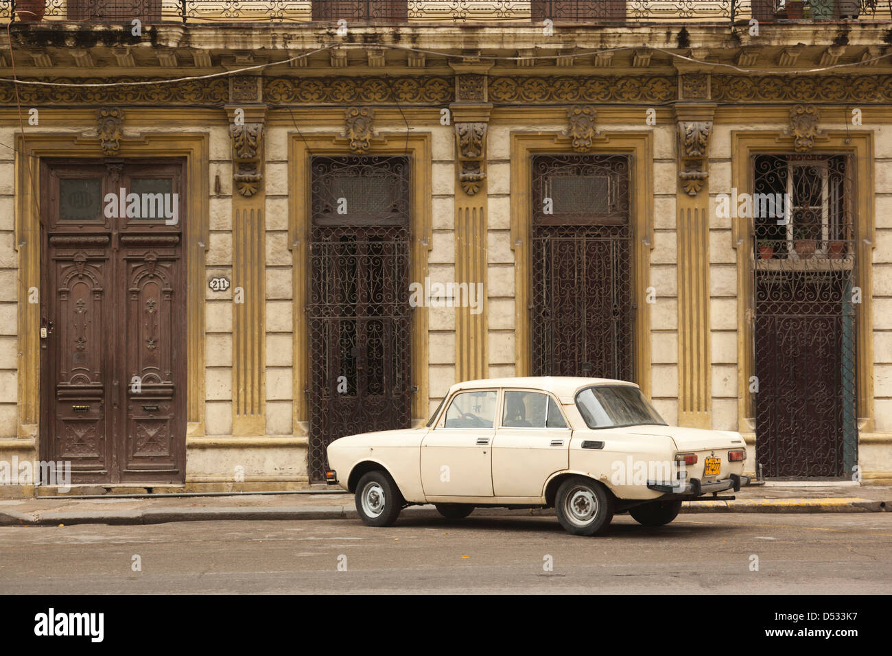 Soviet car cuba hi-res stock photography and images - Alamy