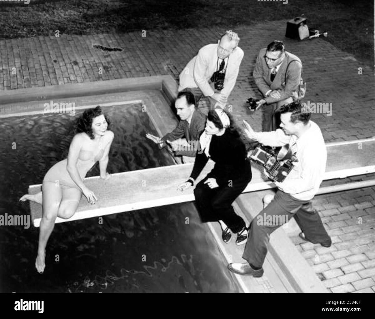 Photographers on location Black and White Stock Photos & Images - Alamy