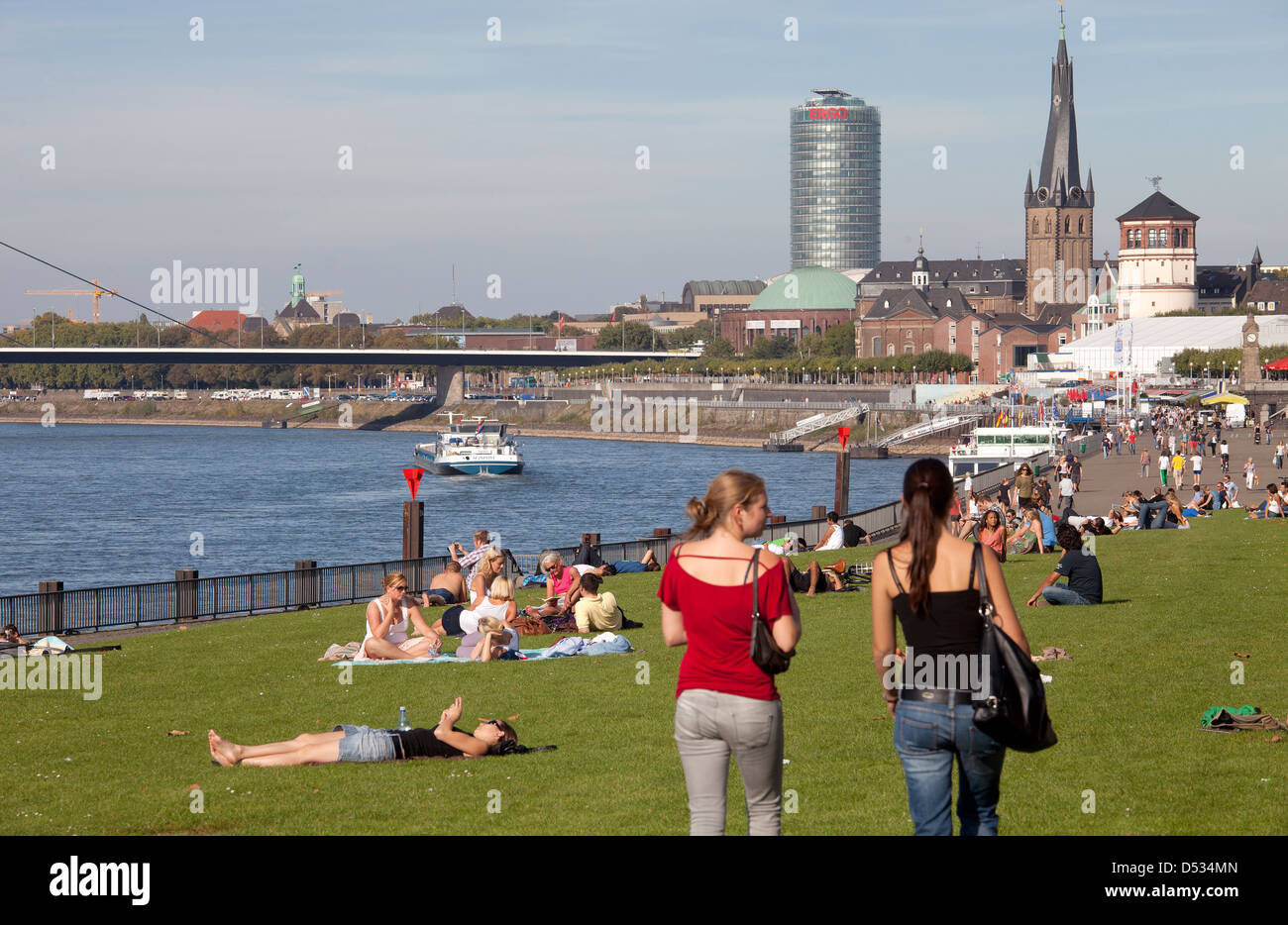 Duesseldorf, Germany, Rhine promenade Stock Photo - Alamy