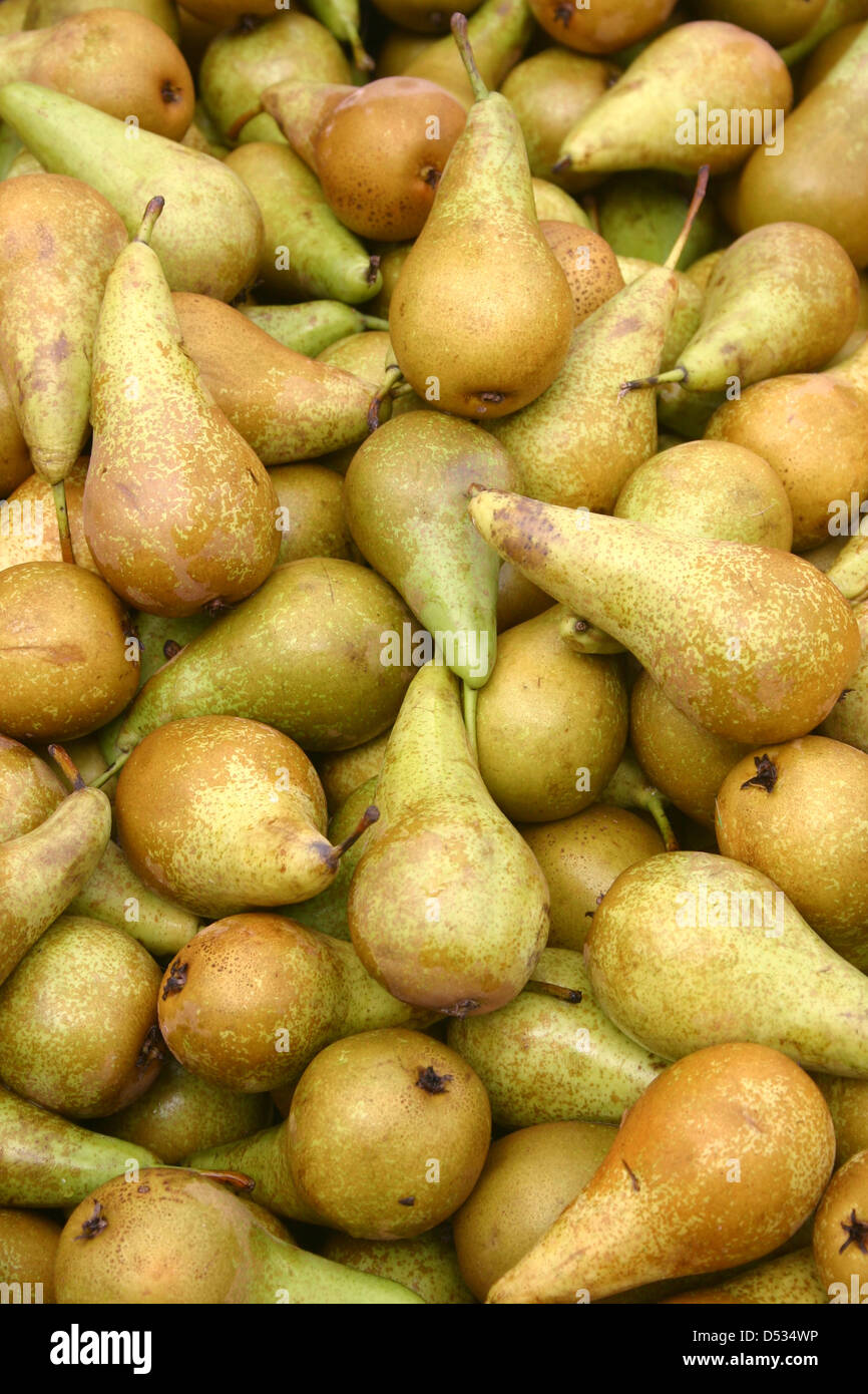 Conference pears for sale at a market stall Stock Photo - Alamy