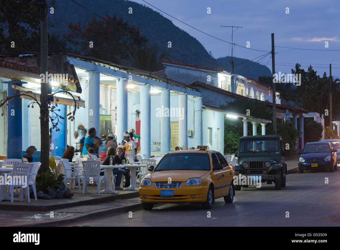 Cafe abajo hi-res stock photography and images - Alamy