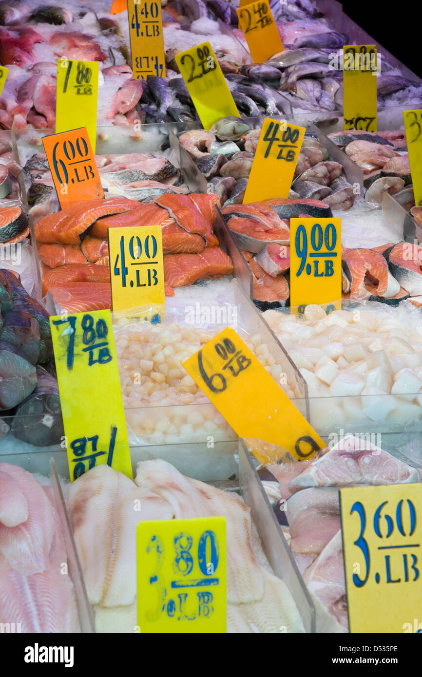 Fishmongers Display Stock Photos & Fishmongers Display Stock Images - Alamy