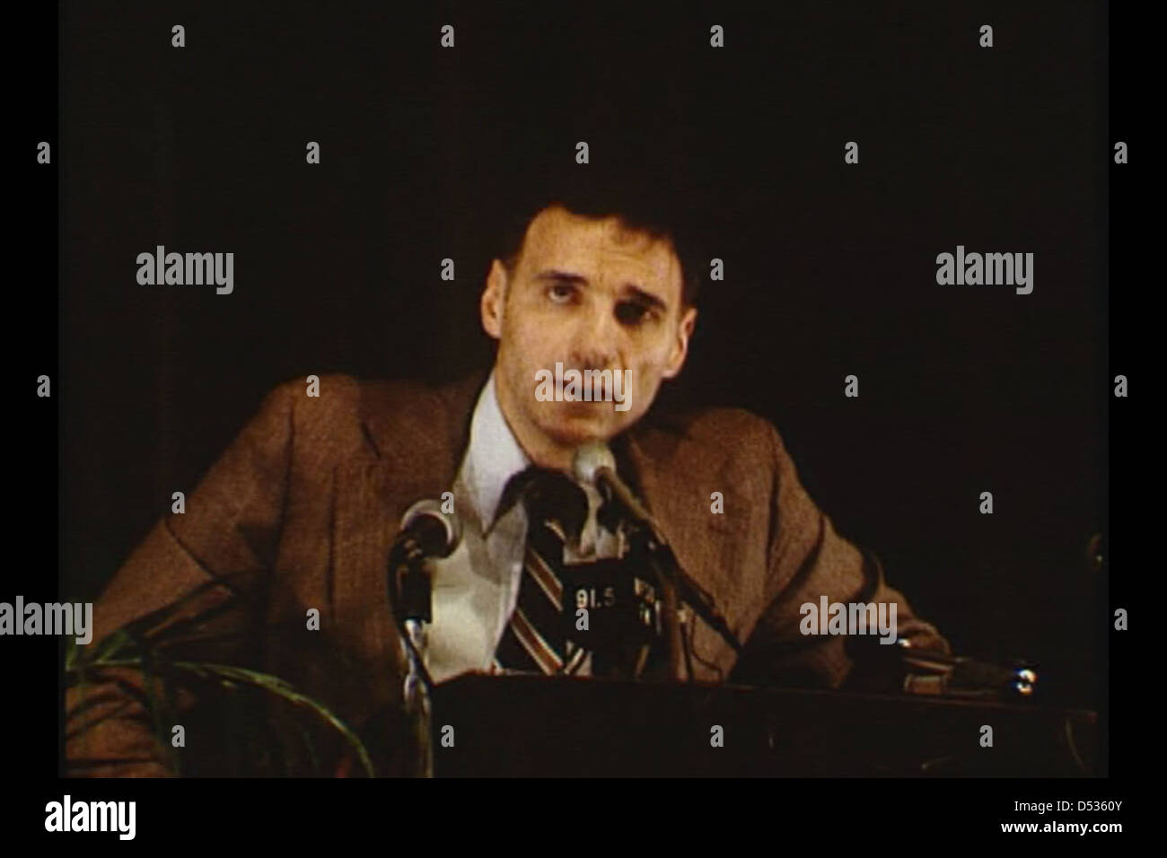 Ralph nader hi-res stock photography and images - Alamy