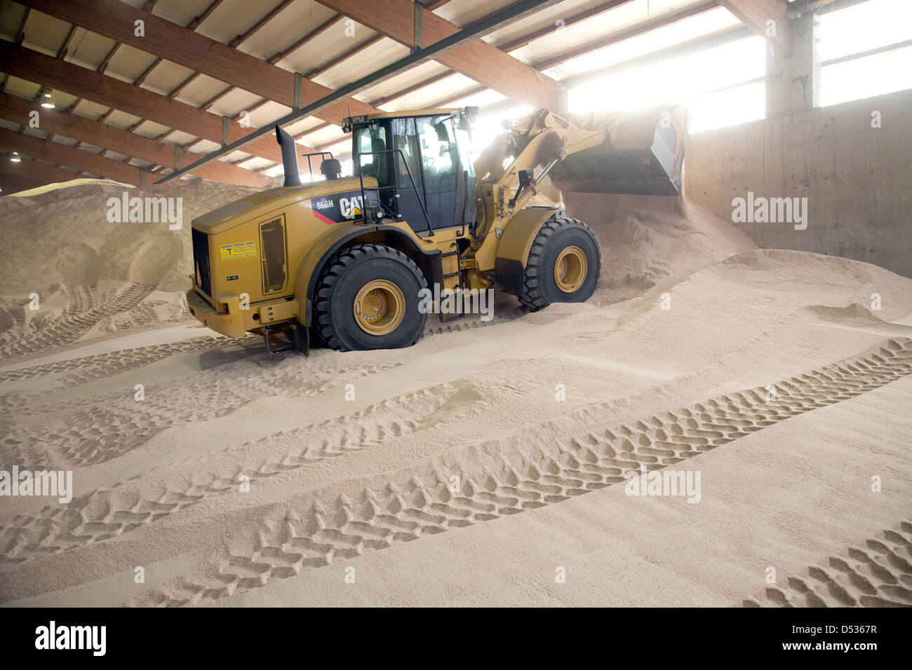 Salt storage facility hi-res stock photography and images - Alamy