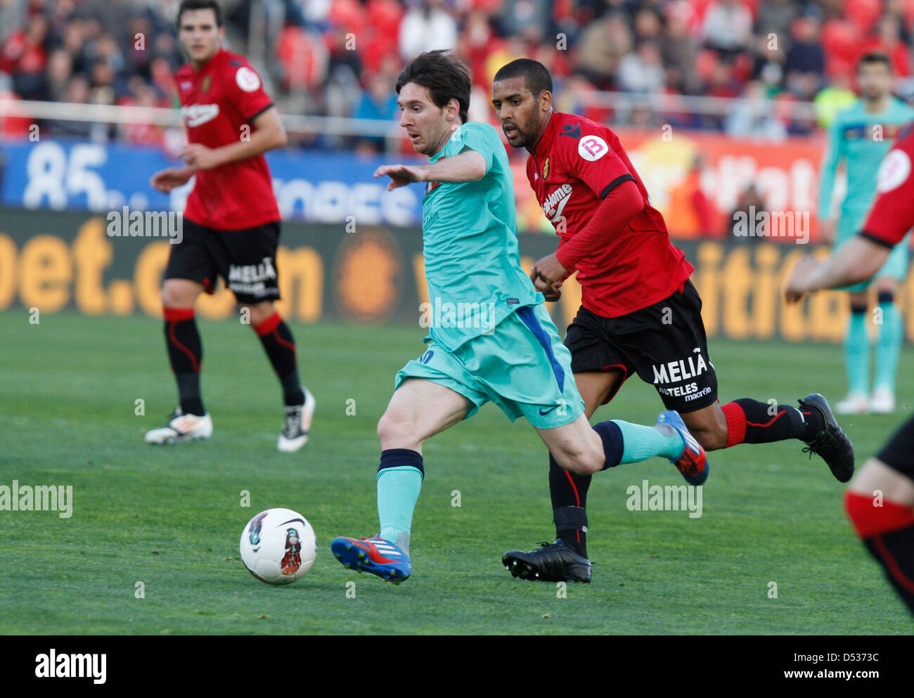 Barcelona´s soccer player Lionel Messi controls the ball during a match ...