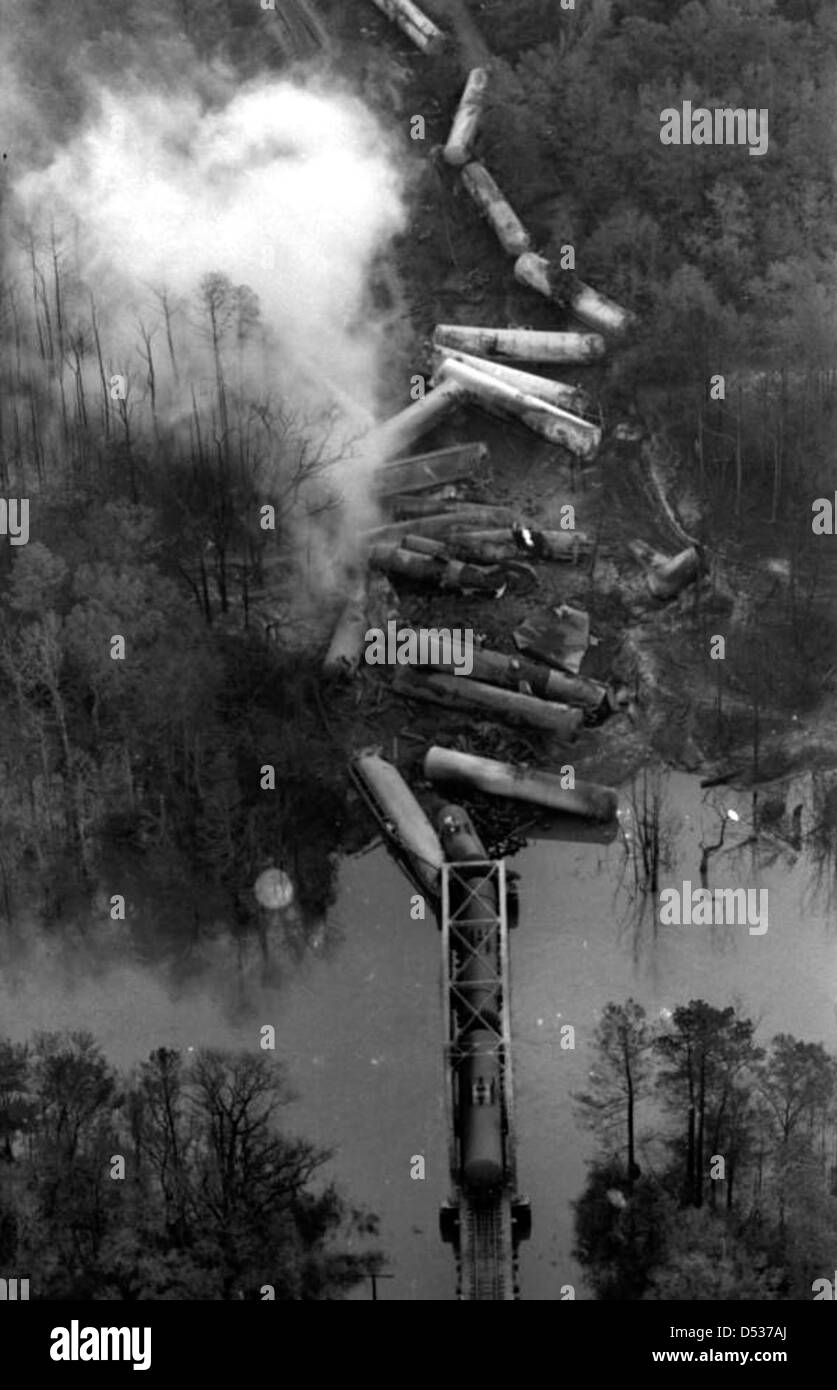 Train crash aerial hi-res stock photography and images - Alamy