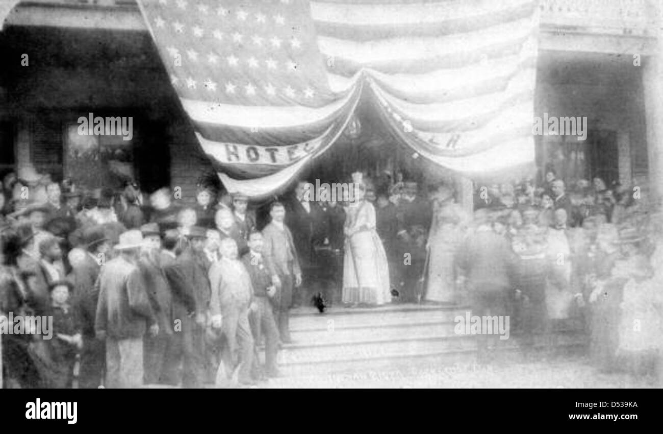 Mr. and Mrs. Grover Cleveland are pictured at the Hotel Indian River in ...