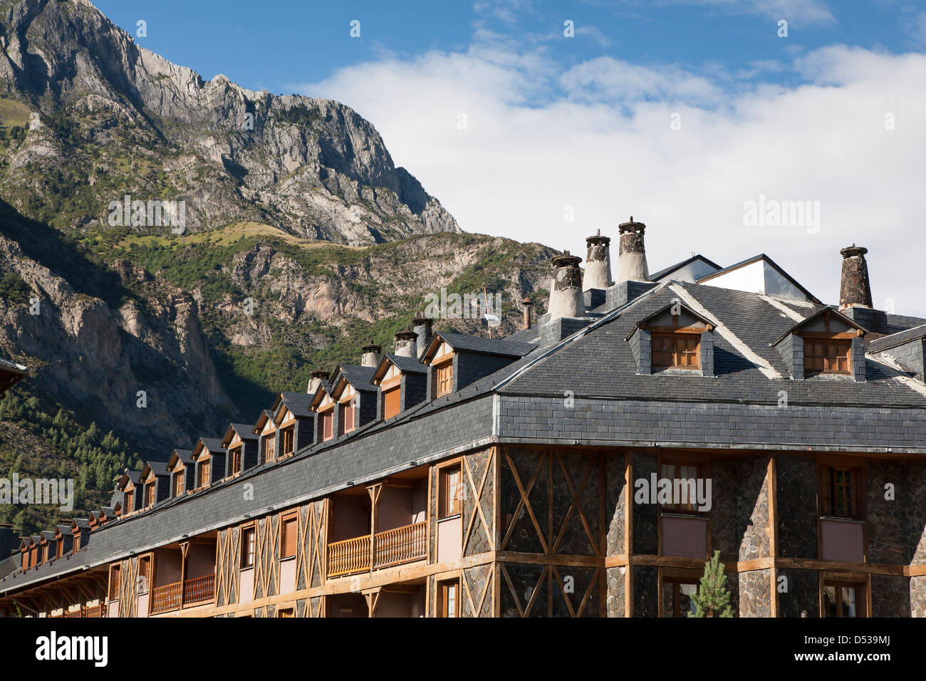 Benasque valley hi-res stock photography and images - Alamy