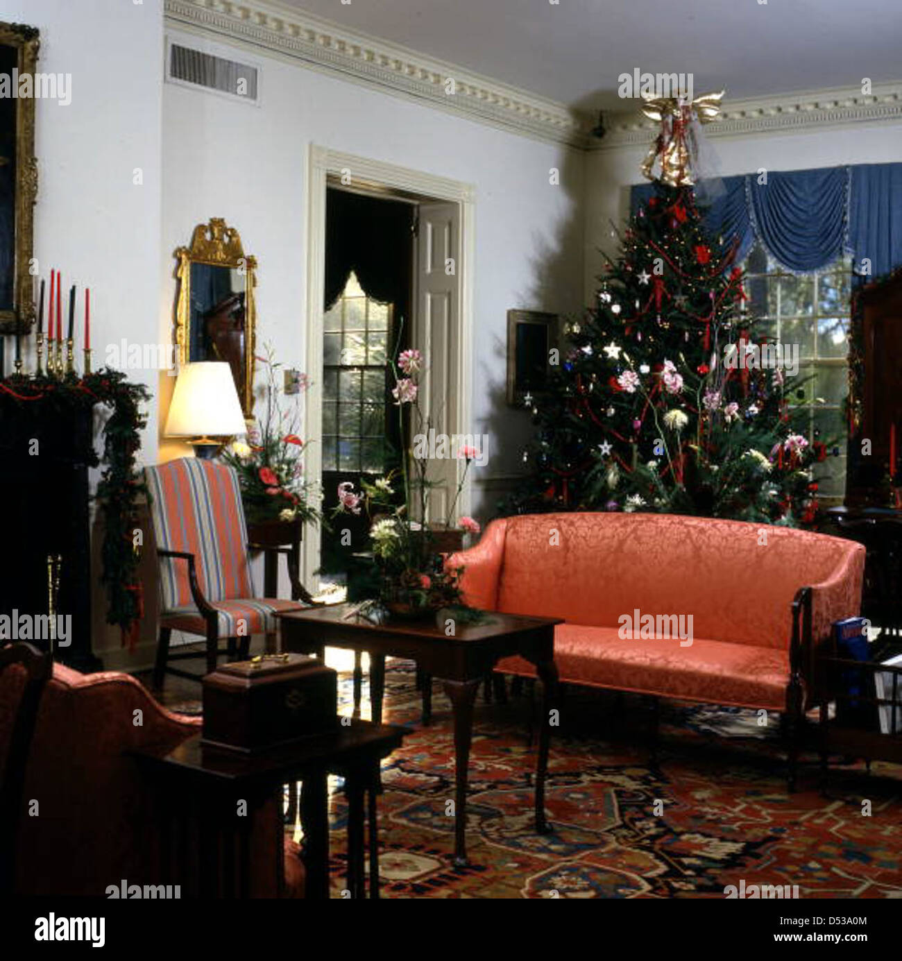 Historic mansion reception hi-res stock photography and images - Alamy