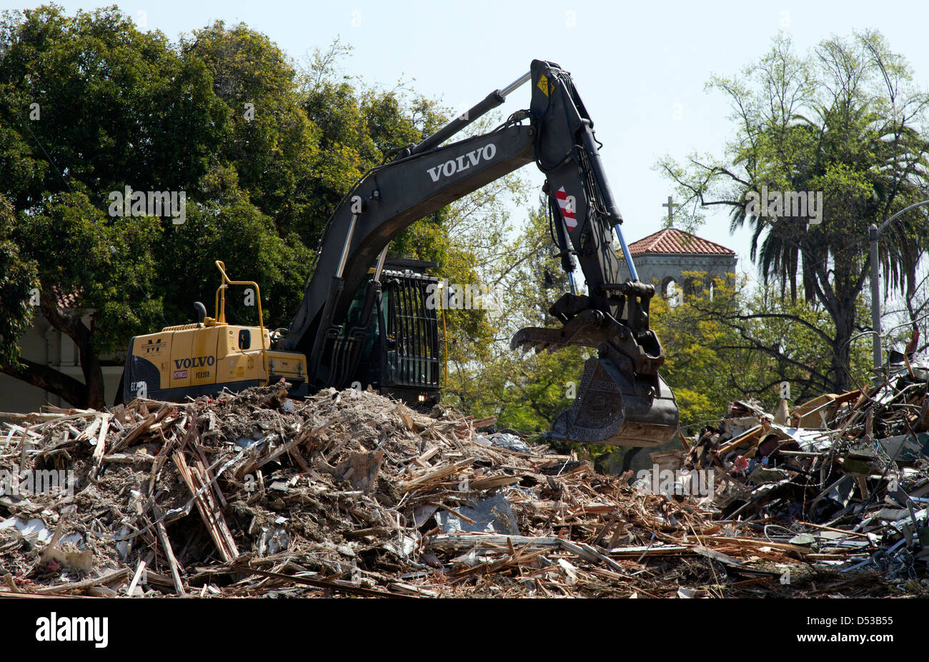 Demolition Debris Removal Stock Photo - Alamy