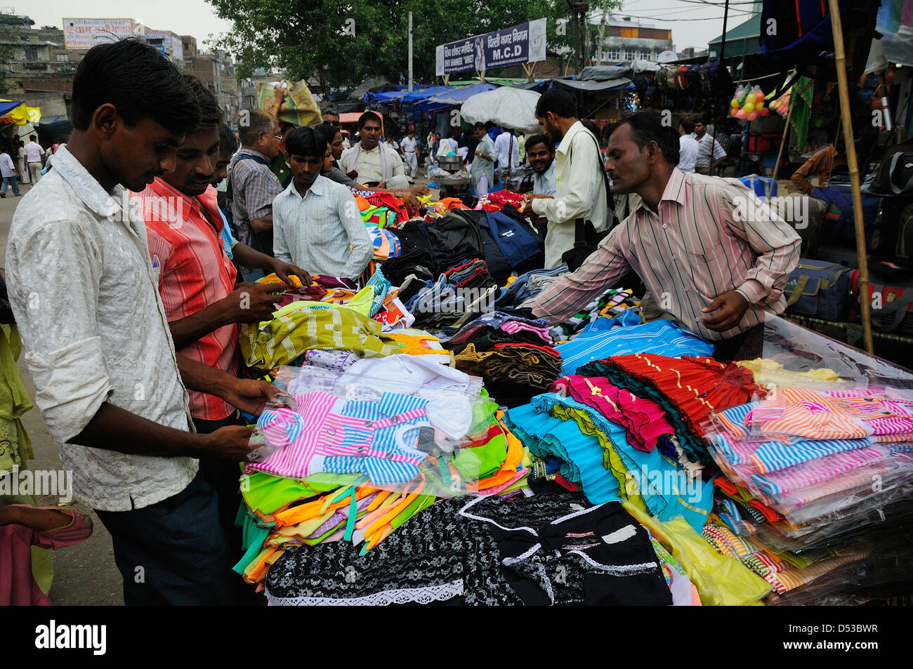 Sadha market at Chandni Chowk in Old Delhi Stock Photo - Alamy