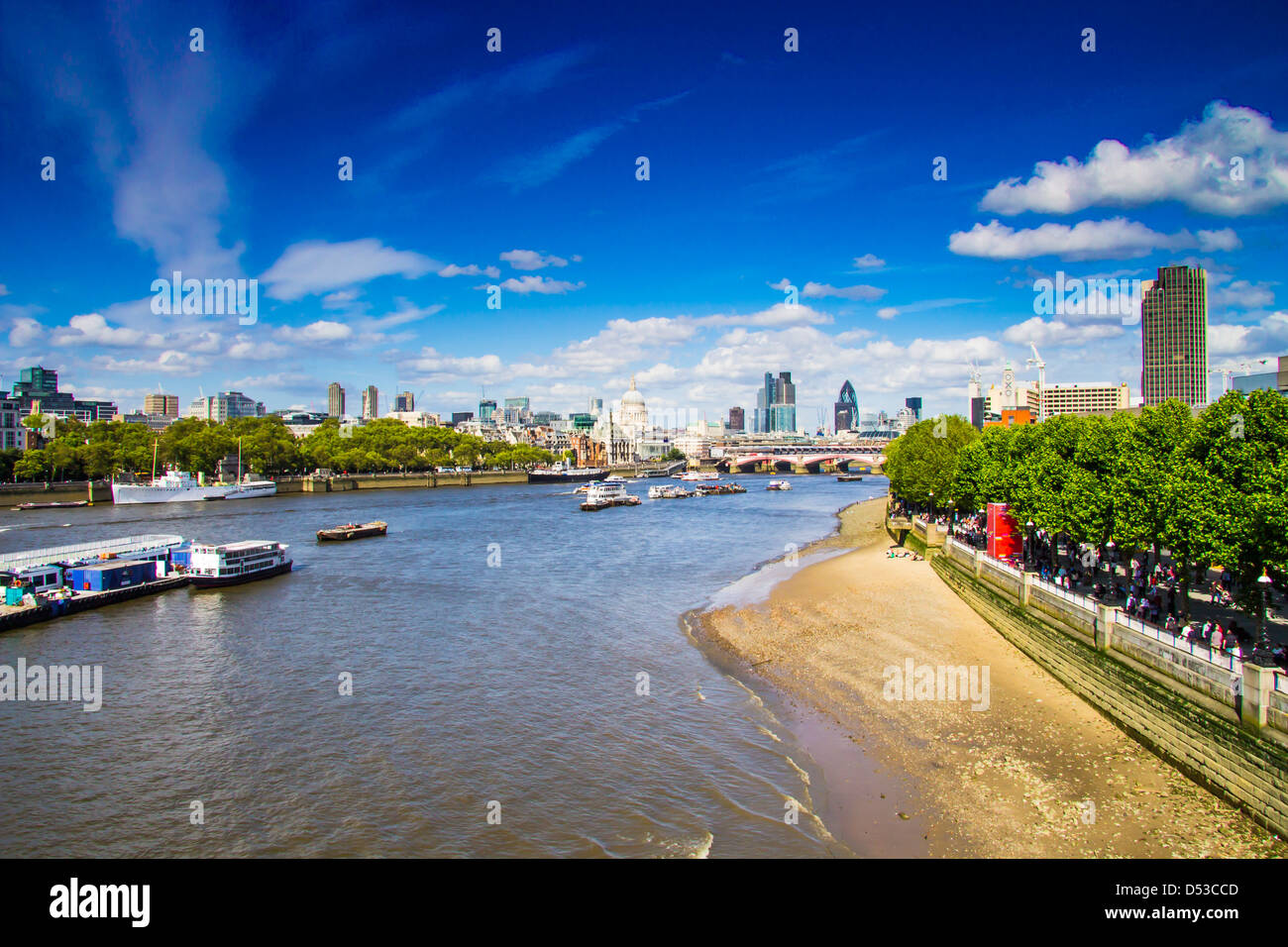 City of waterloo hi-res stock photography and images - Alamy