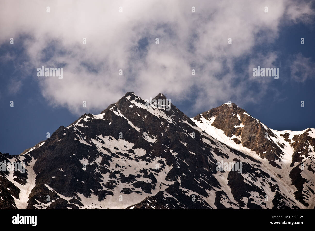 High mountain regions hi-res stock photography and images - Alamy