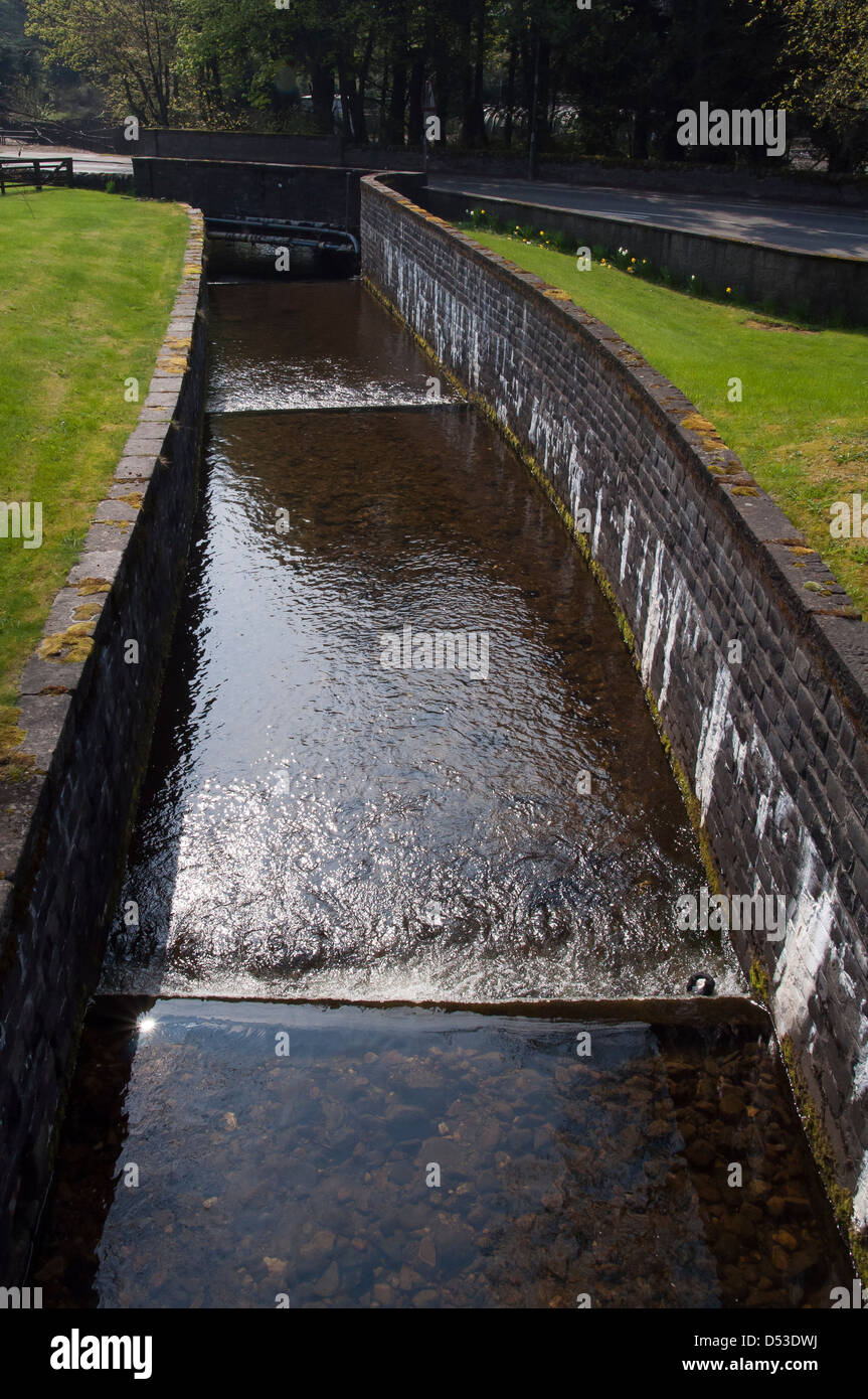 Whisky distillery exteriors with bonded warehouse Stock Photo - Alamy