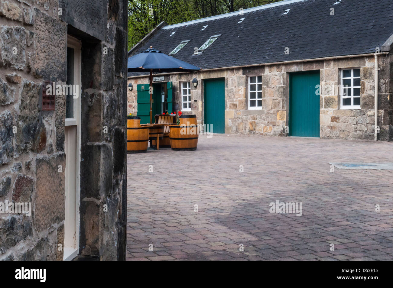 Whisky distillery exteriors Stock Photo - Alamy