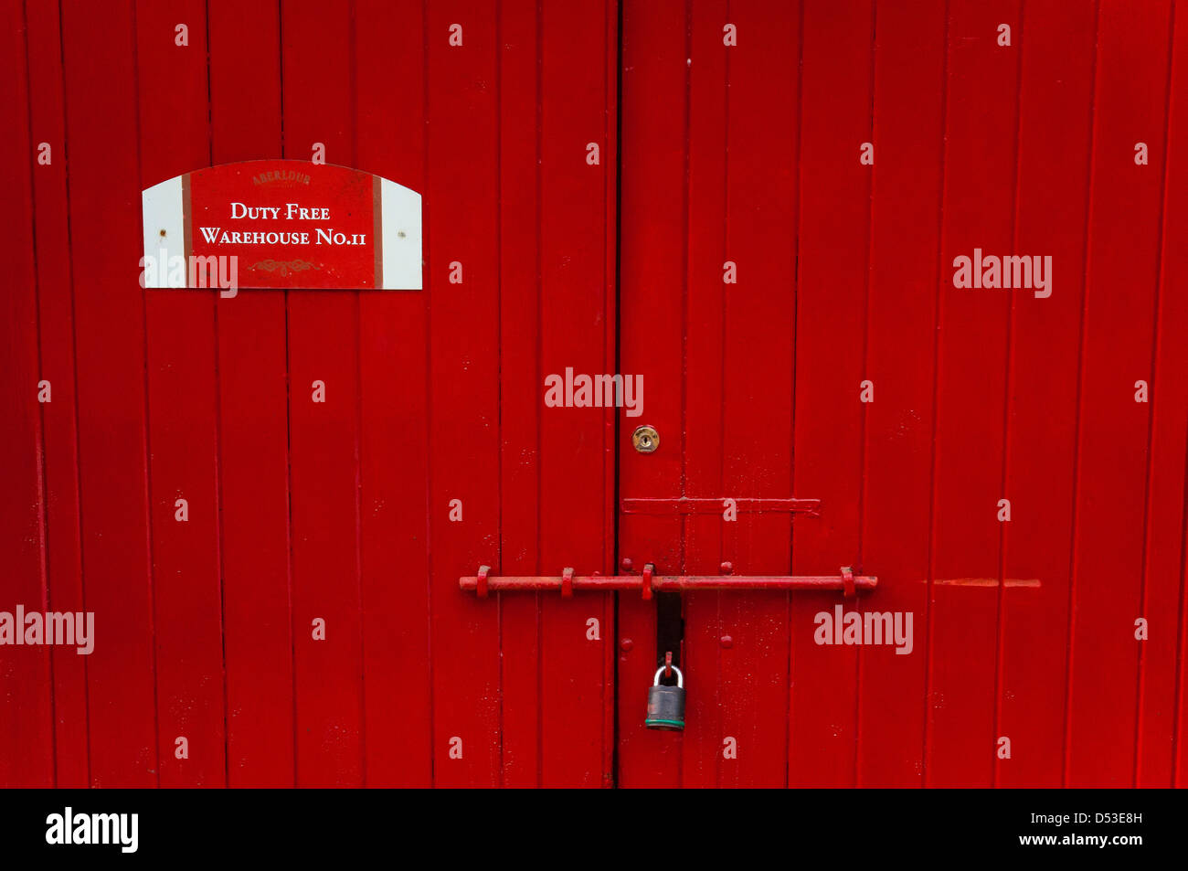 Whisky distillery exteriors with bonded warehouse Stock Photo - Alamy