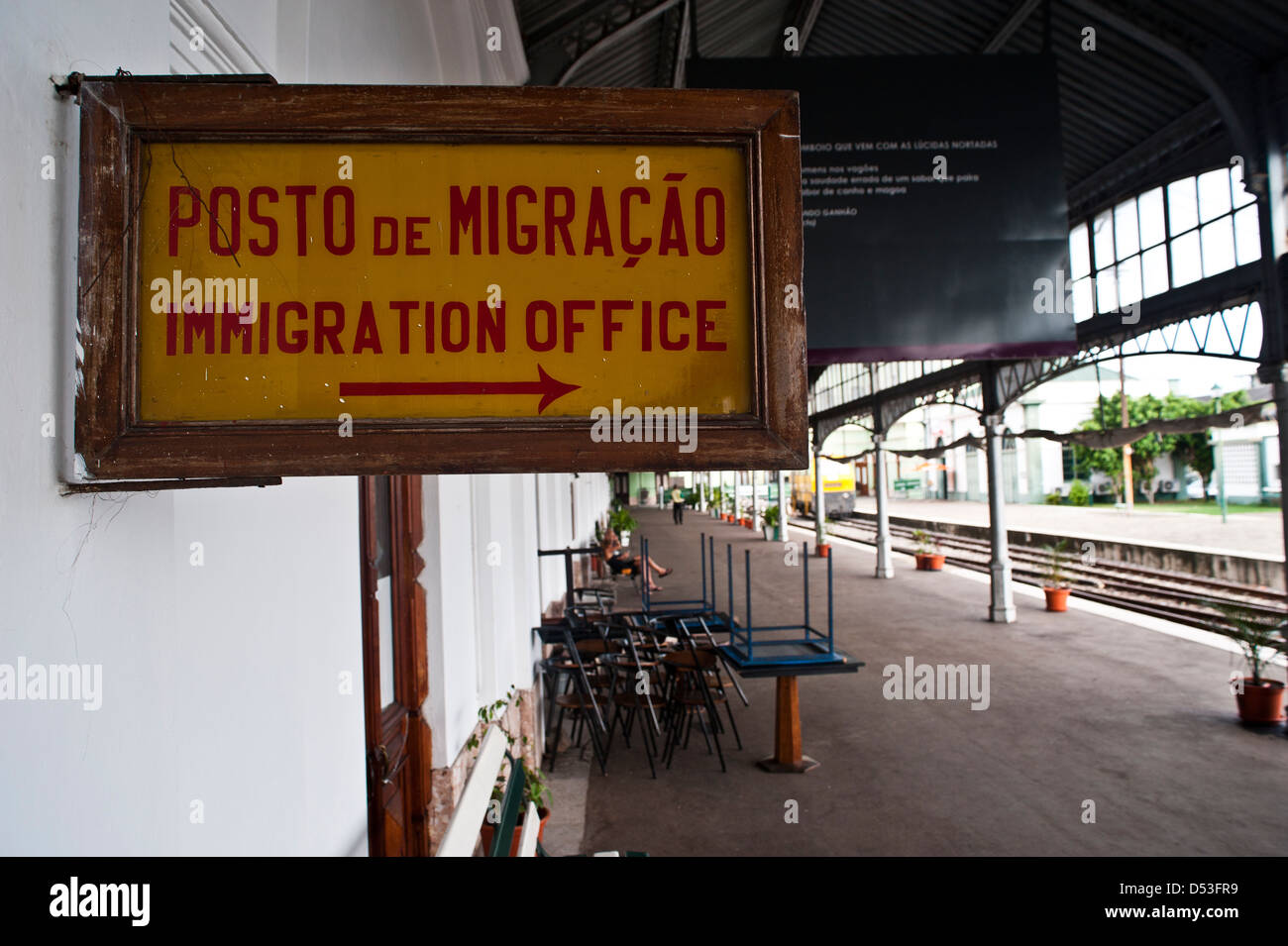 Maputo railway station hi-res stock photography and images - Alamy
