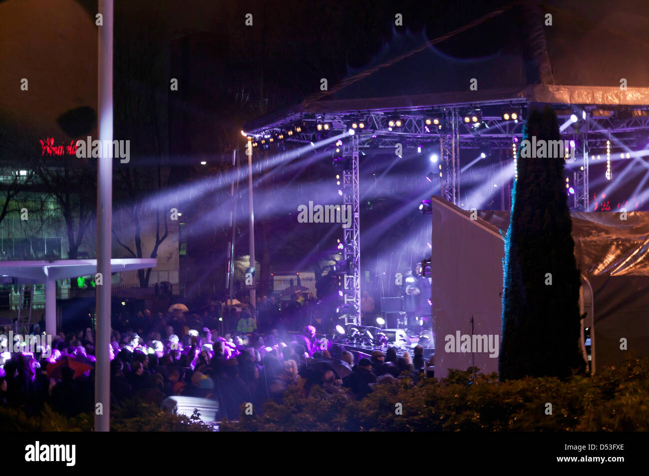 .Madness perform a concert " Goodbye Television Center", in the last ...