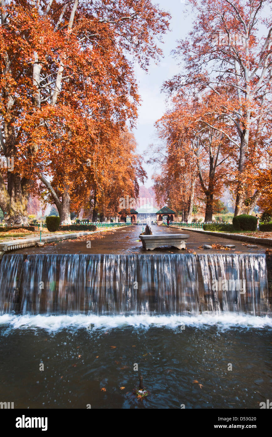 Water falling from a fountain, Shalimar Bagh, Srinagar, Jammu And ...