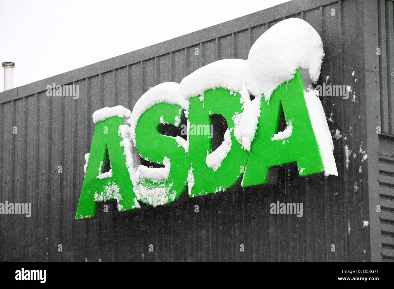 Asda signage hi-res stock photography and images - Alamy