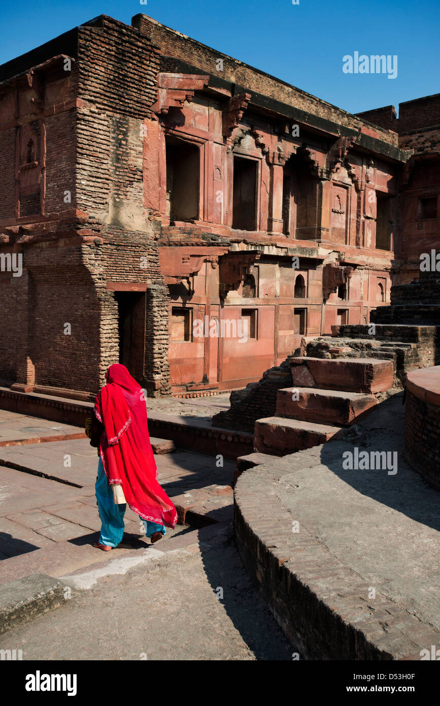 India woman hi-res stock photography and images - Alamy