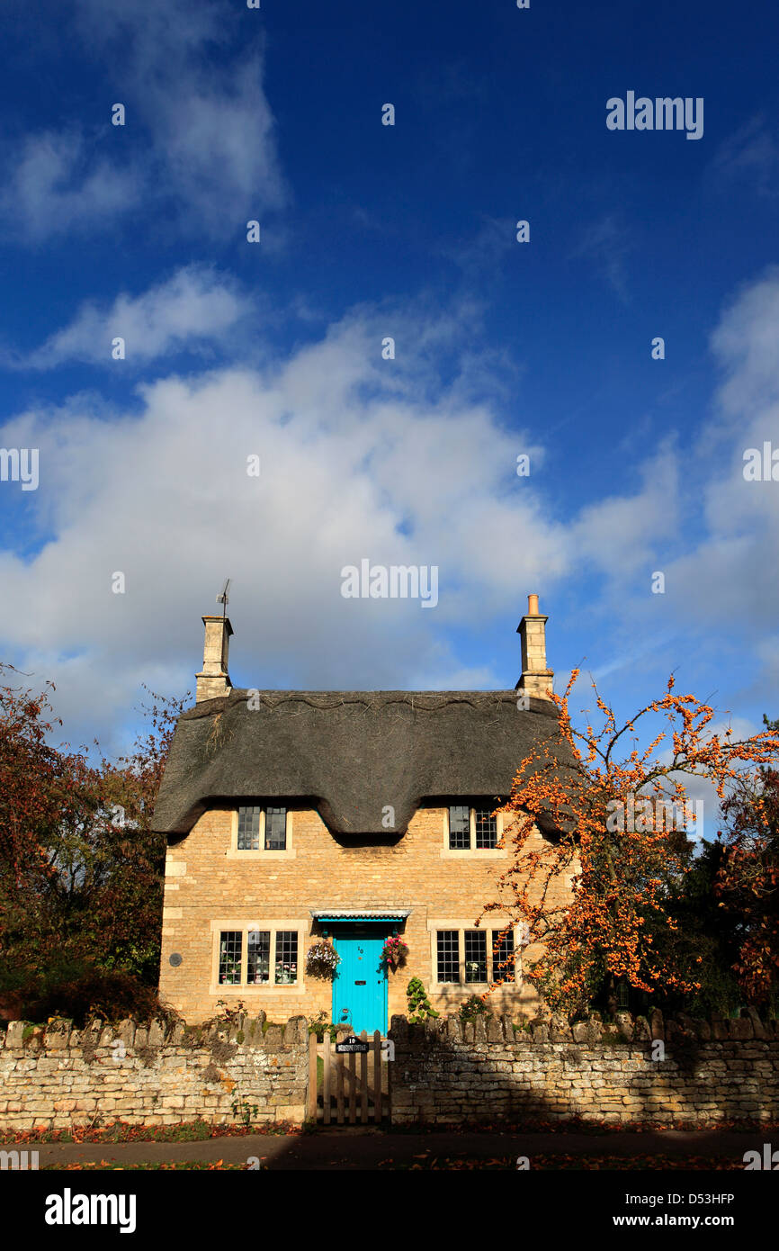 Cottage in the village of Ashton, Northamptonshire county, England, UK ...