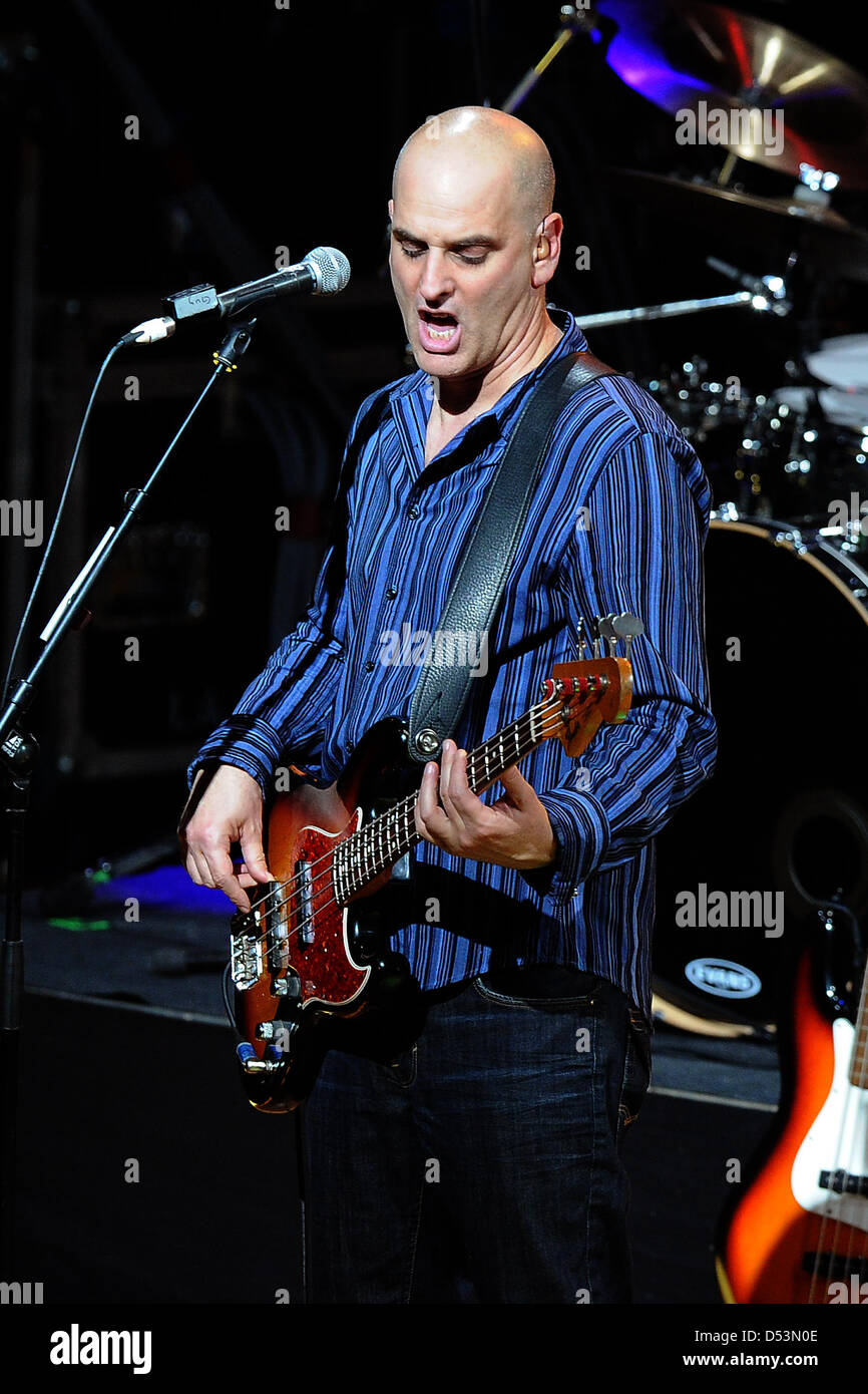 Guy erez hi-res stock photography and images - Alamy