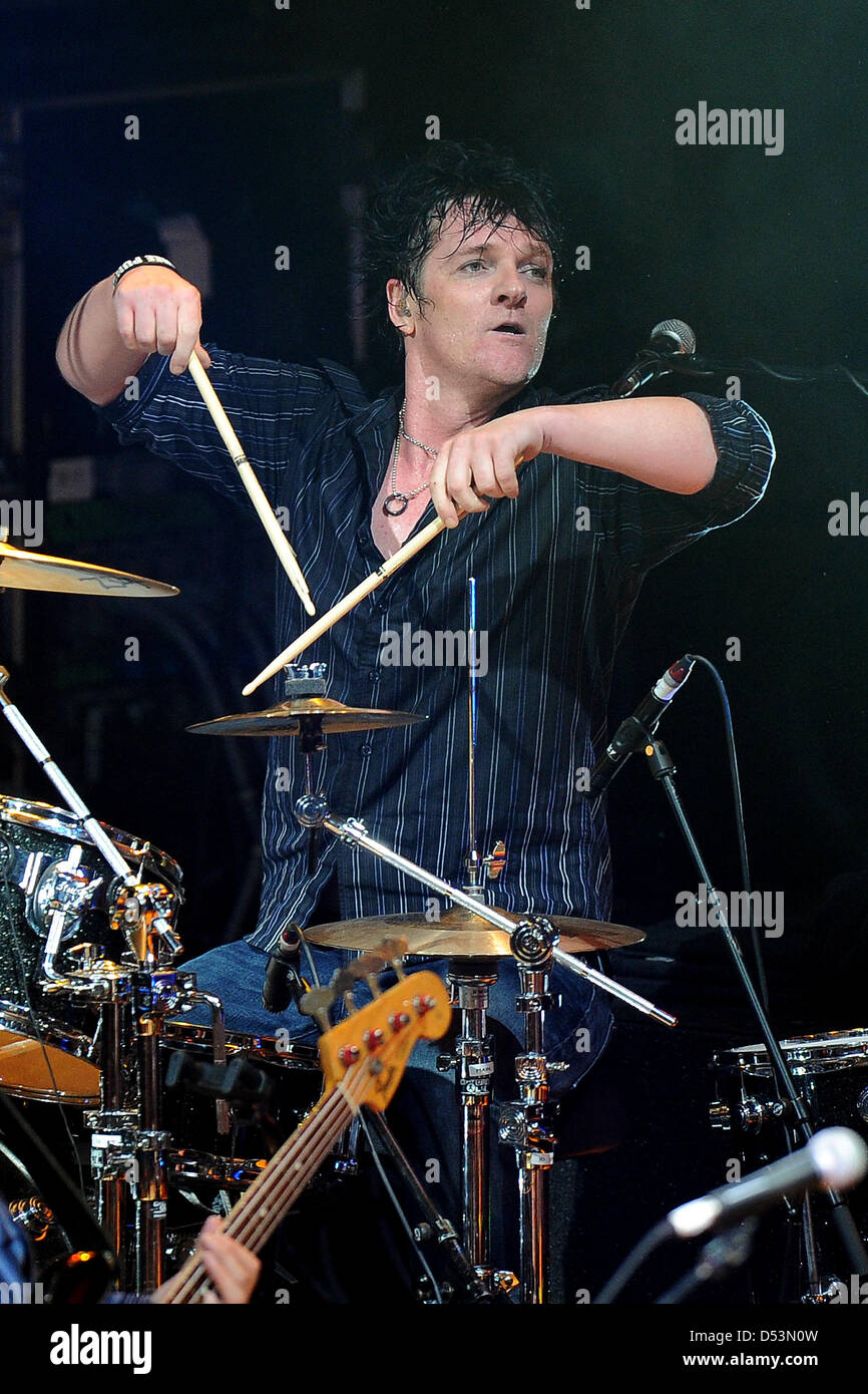 Danny thompson alan parsons project hi-res stock photography and images ...