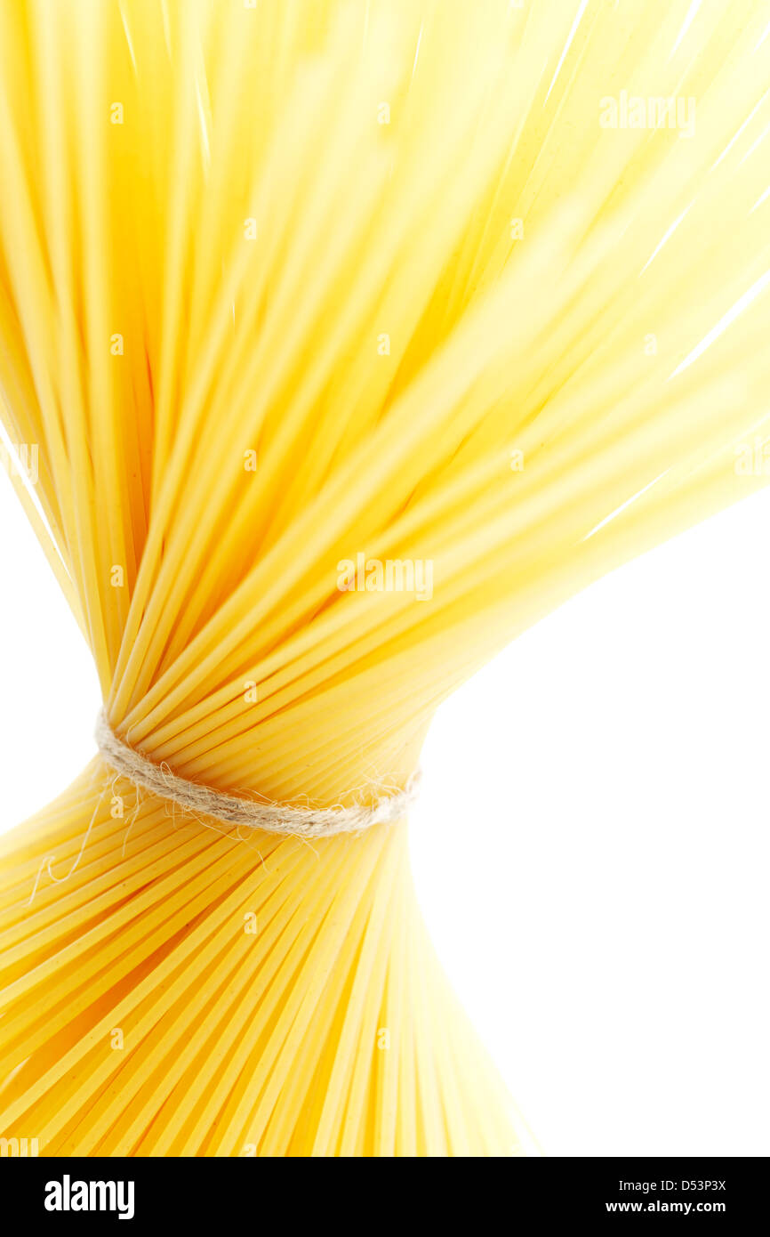 Dry spaghetti isolated on white background Stock Photo - Alamy