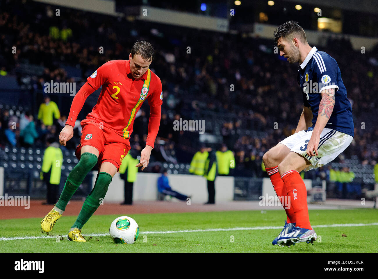 Charlie mulgrew closes down chris hi-res stock photography and images ...