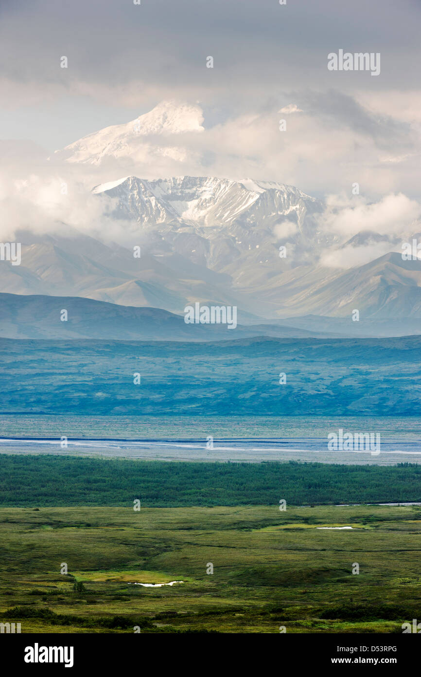 Mt mckinley denali hi-res stock photography and images - Alamy
