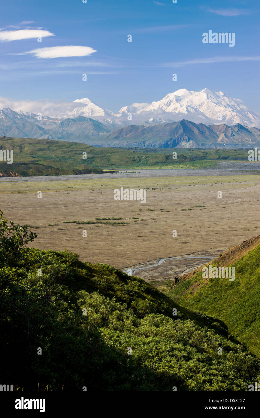 Mt. McKinley (Denali Mountain), highest point in North America (20,320 ...
