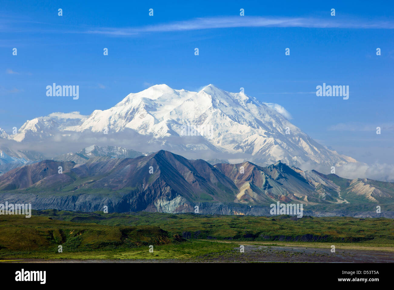 Mt. McKinley (Denali Mountain), highest point in North America (20,320 ...