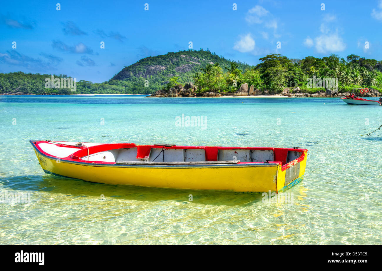 Seychelles boat hi-res stock photography and images - Alamy