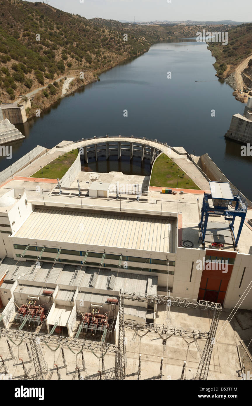 Afterbay dam hi-res stock photography and images - Alamy