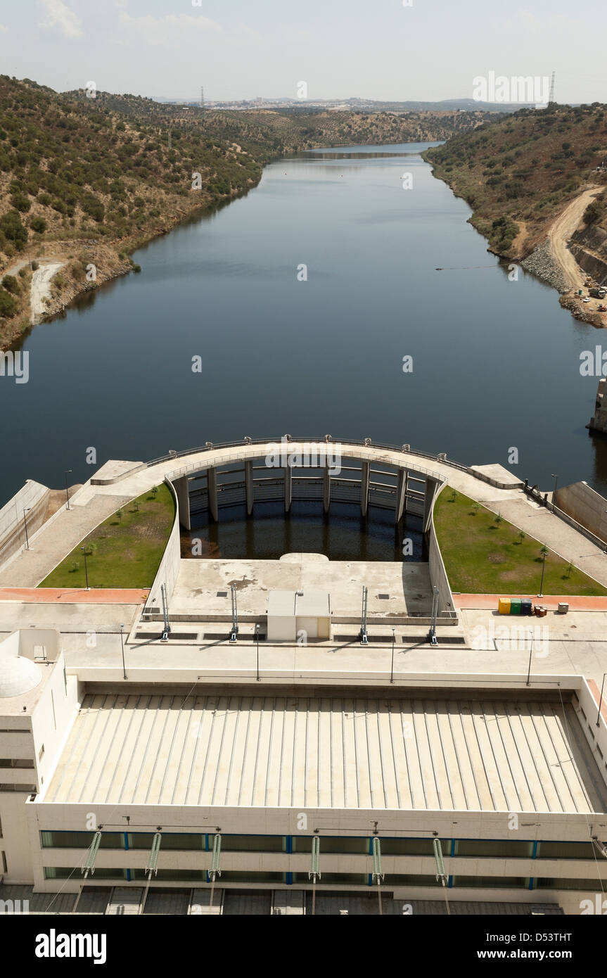 Afterbay dam hi-res stock photography and images - Alamy