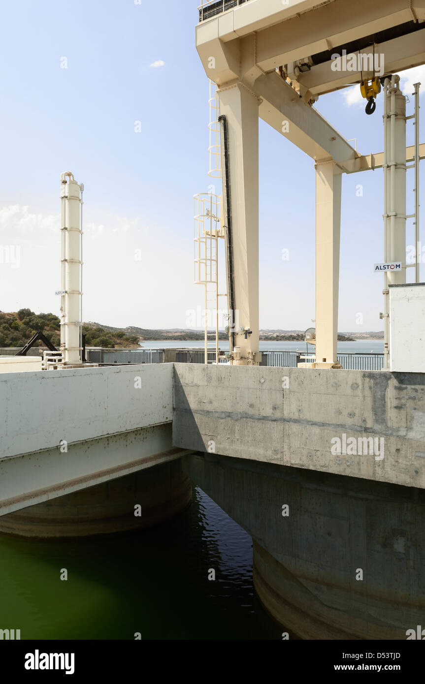 Intake tower hi-res stock photography and images - Alamy