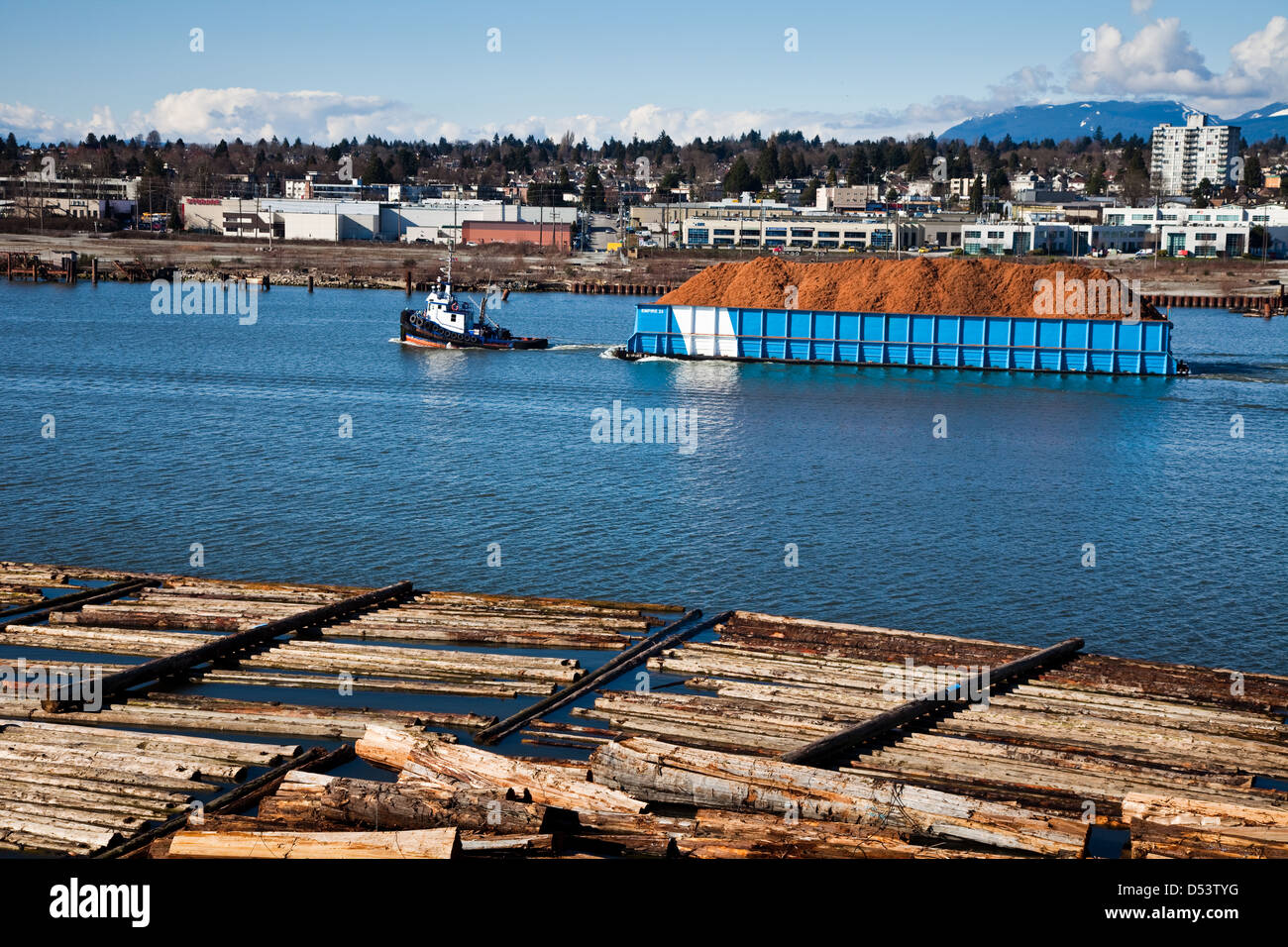 Barge floating on river hi-res stock photography and images - Alamy
