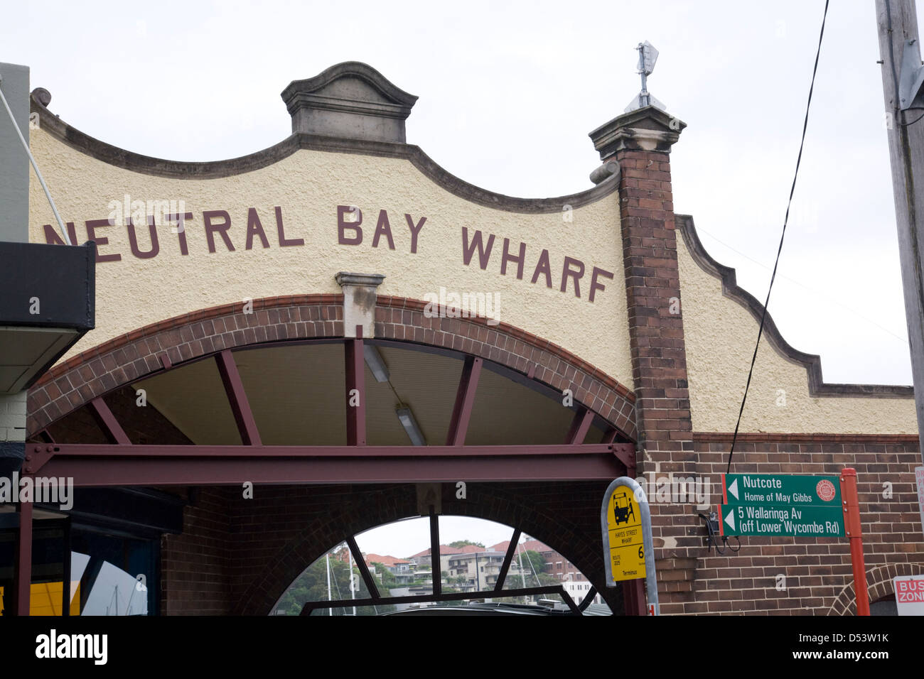neutral bay wharf,sydney harbour Stock Photo - Alamy