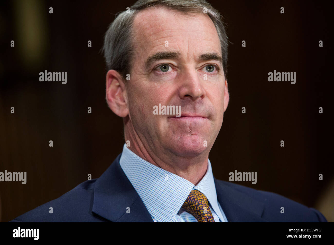 Thomas Horton, chairman, president and CEO of American Airlines and AMR Corporation, right Stock ...