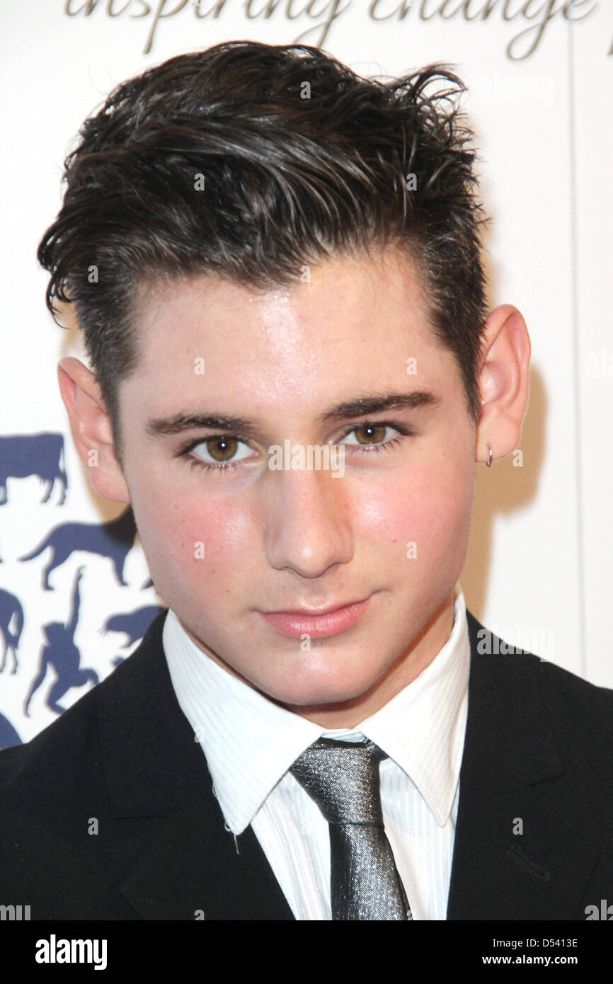 Los Angeles, USA. 23rd March, 2013. Dominic Scott Kay arrives at The ...