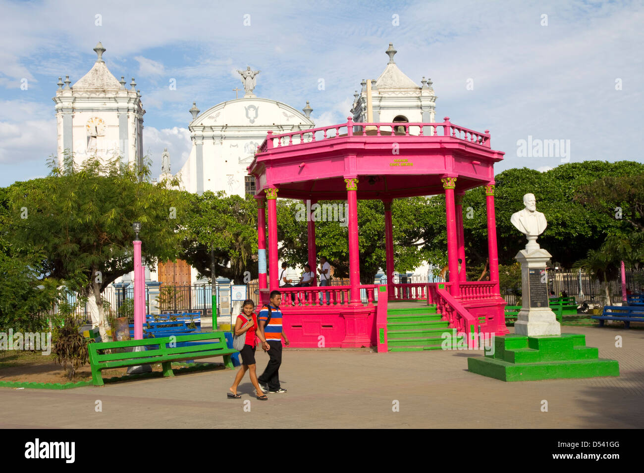 The colorful plaza at Rivas, Nicaragua Stock Photo - Alamy
